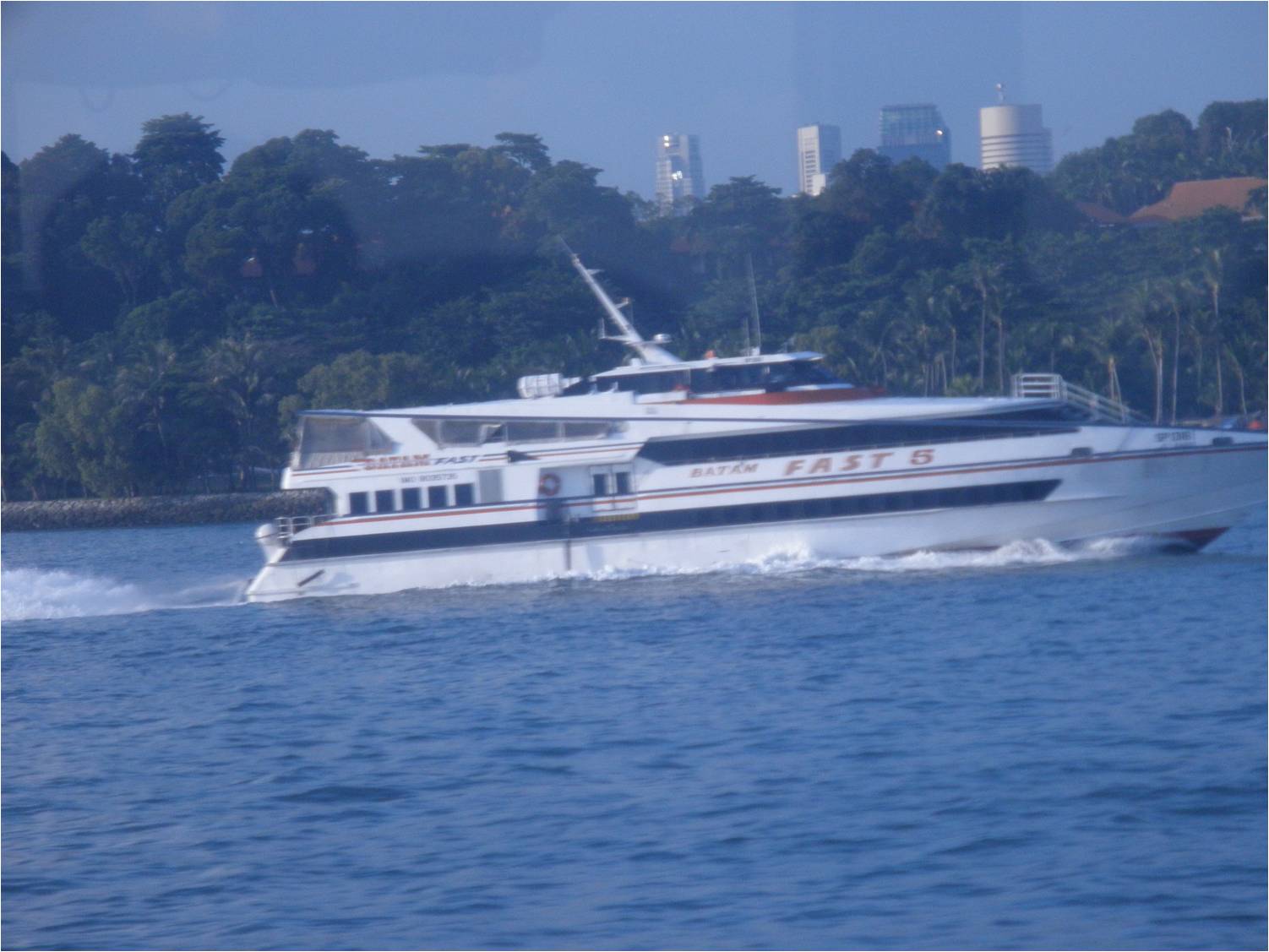 Alice Travelogue: Batam Indonesia - Taking the Ferry