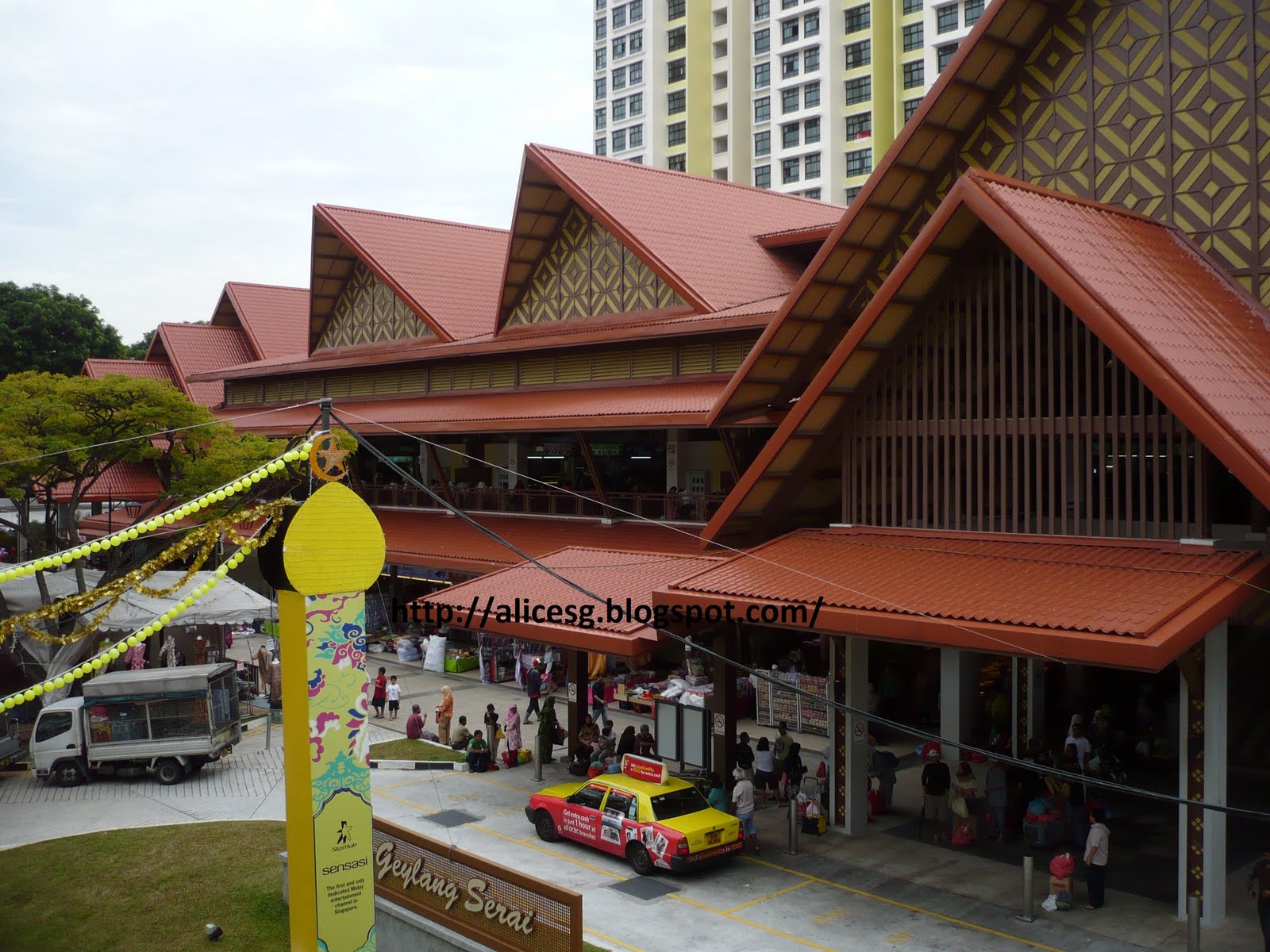 Alicesg-Singaporemyhome: My World Tuesday - Geylang Serai Market