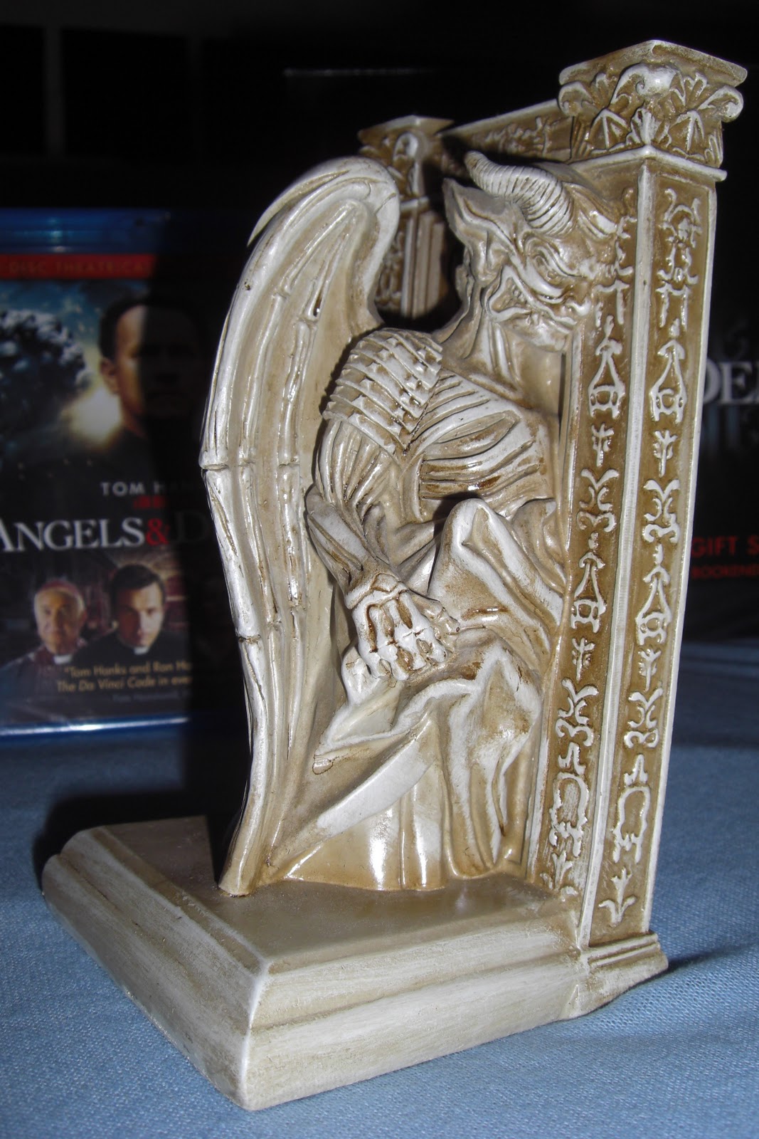 Didico's Collection: Angels & Demons Giftset with Bookends [Blu-ray ...