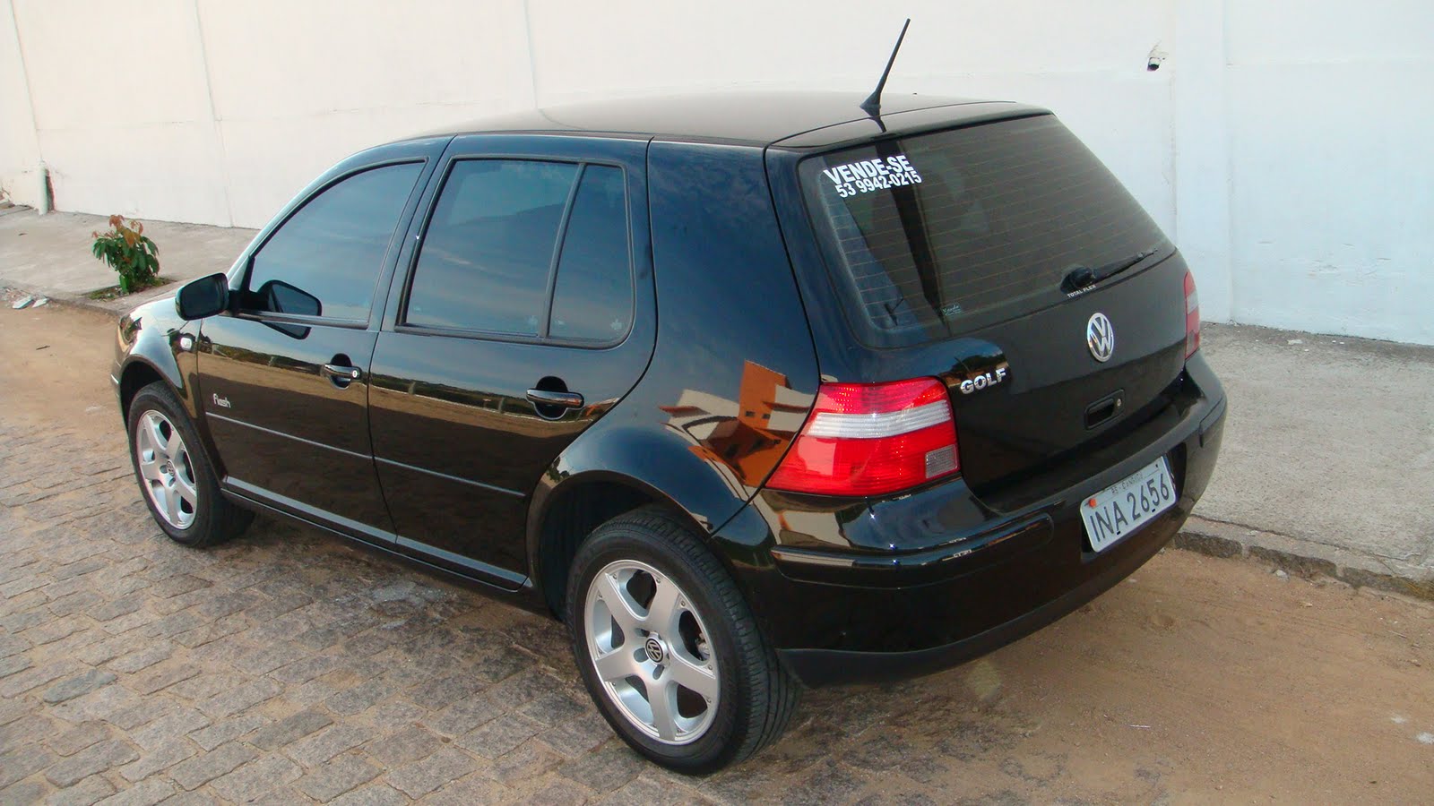 Achou Veículos: GOLF FLASH
