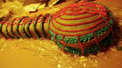 A SCORPION'S RELICS: Cakes! Banjo Cakes & Rooster Cakes.. anything is ...