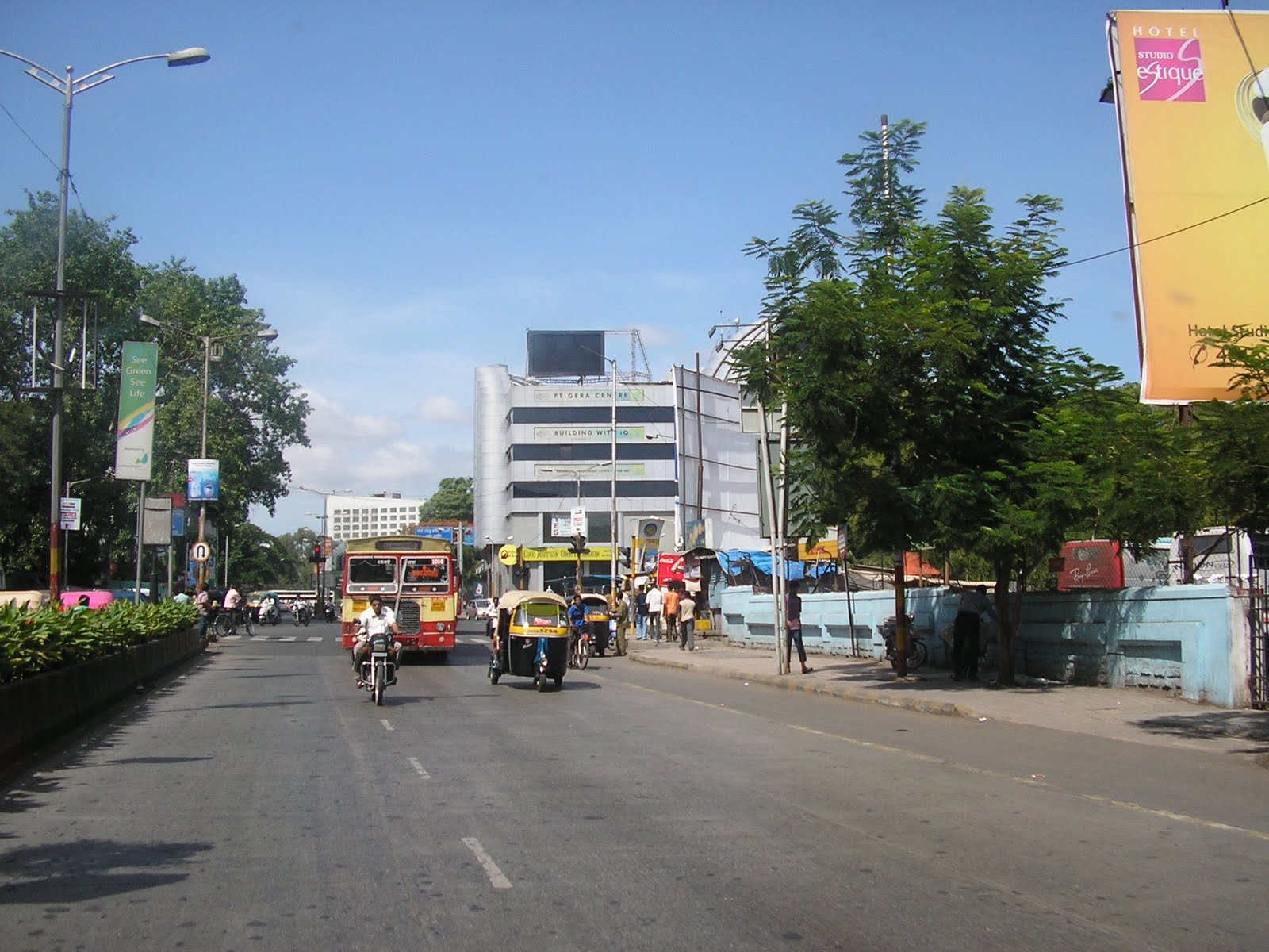 Amols' Ledge: Streets of Pune...