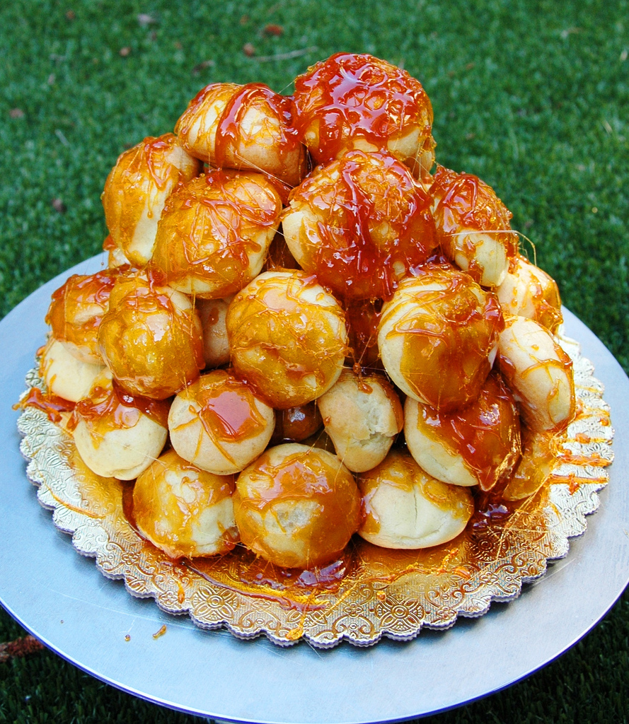 The Drunken Ladles: Croquembouche: French Goodness