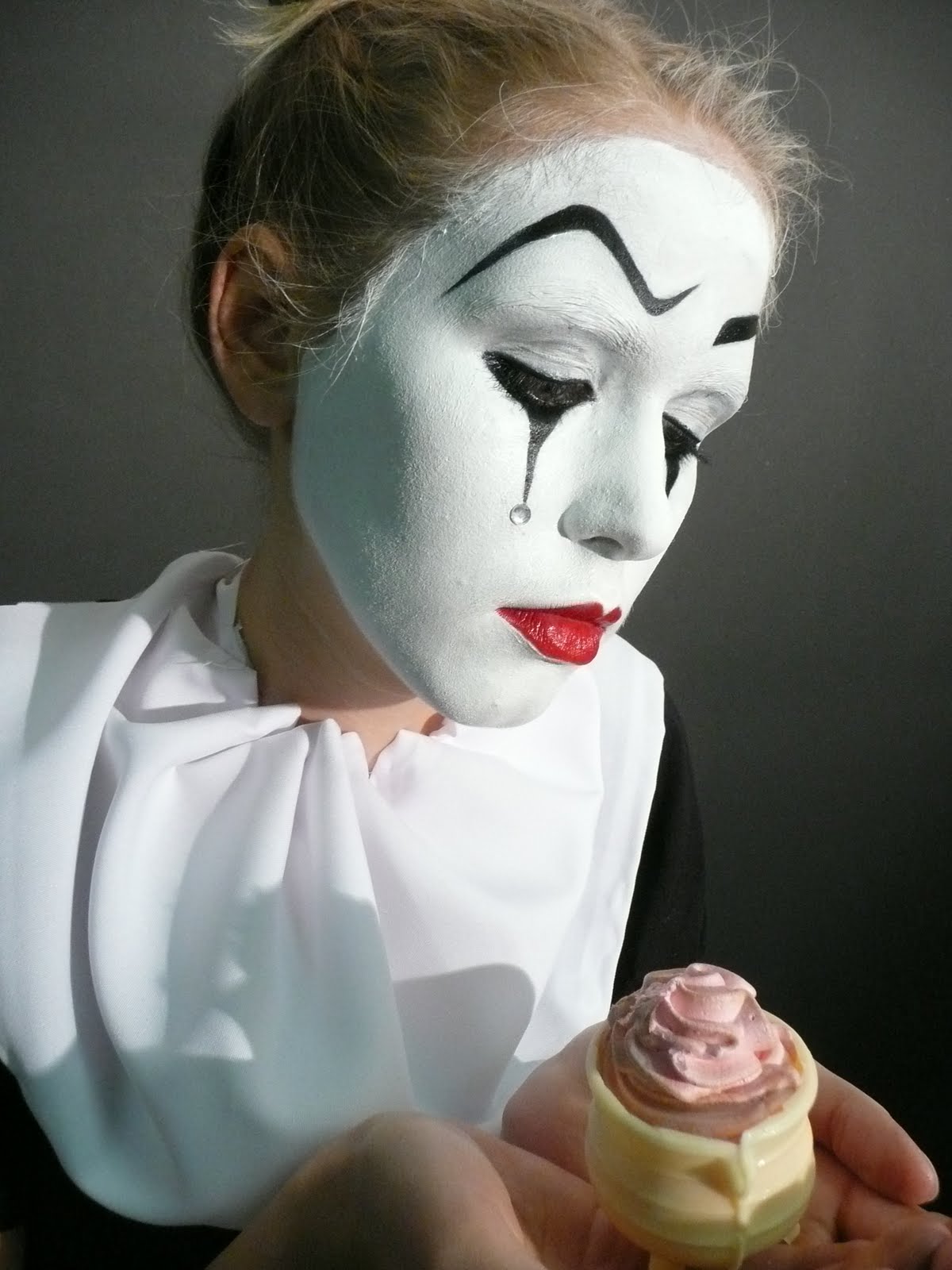 Pierott makeup | Clown makeup, Face painting halloween, Clown