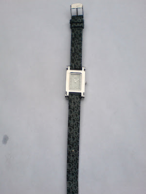 Pyl-Relojes: RELOJ CHRISTIAN DIOR DAMA RECTANGULO GRIS CON NEGRO