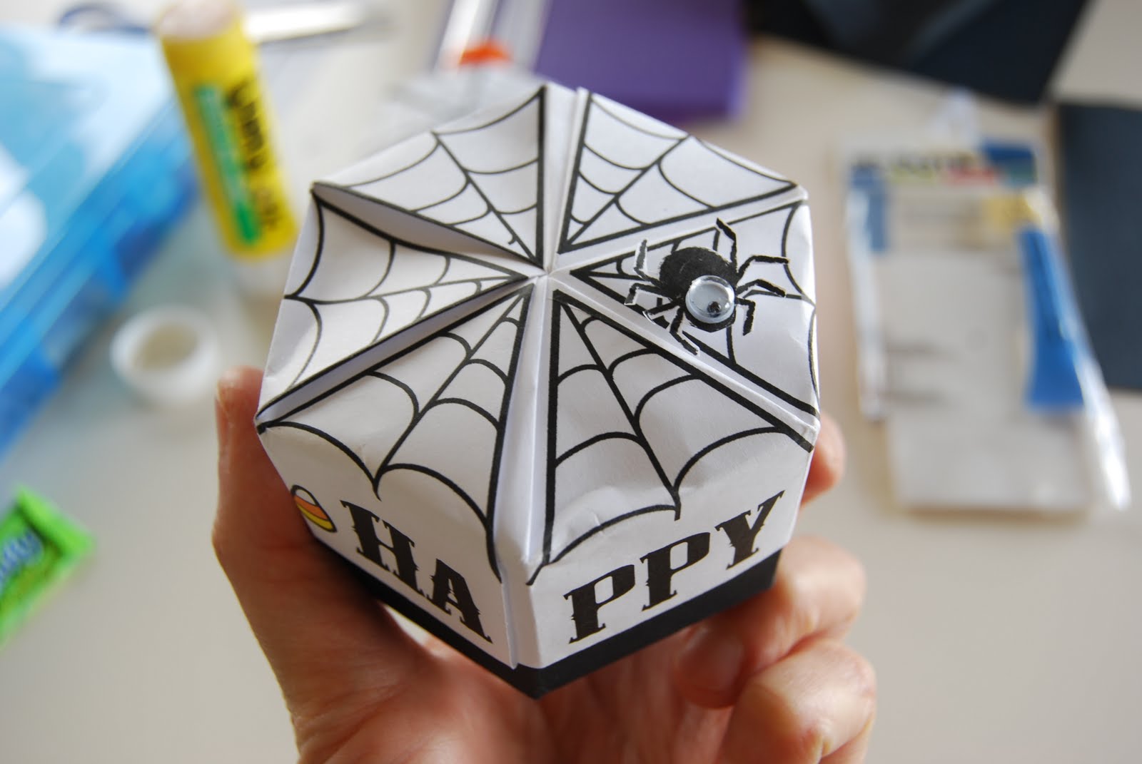 Mushy: Printable Halloween origami box