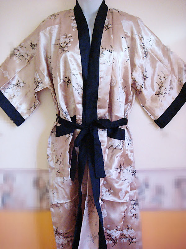 Chinese Fashion Street: Men/Women Chinese Robe