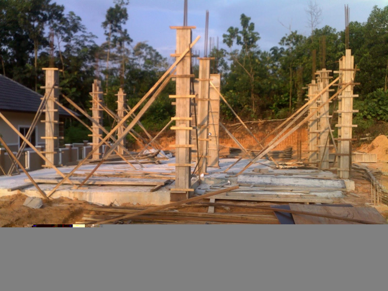 Elmubarak speaks...: Step 15: Still doing the pillars...now with pillar ...