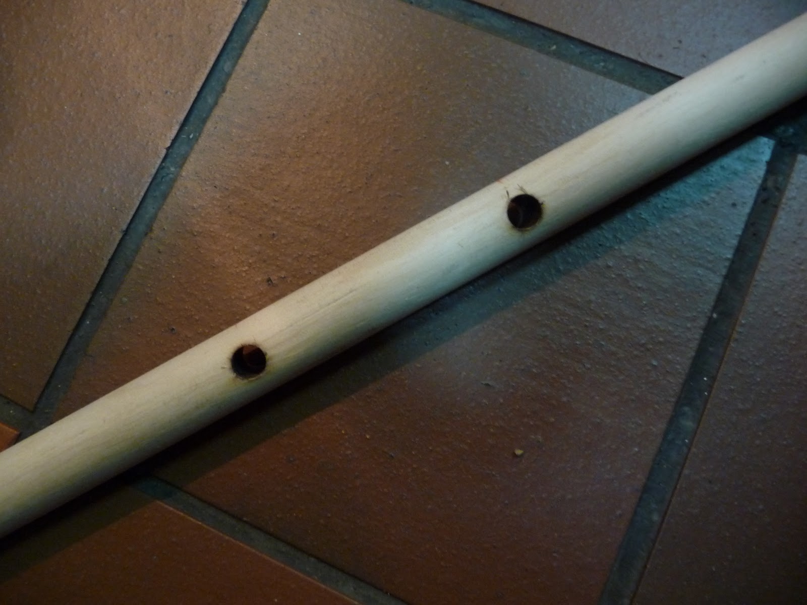 My Fav Music Blog: Home-made Erhu