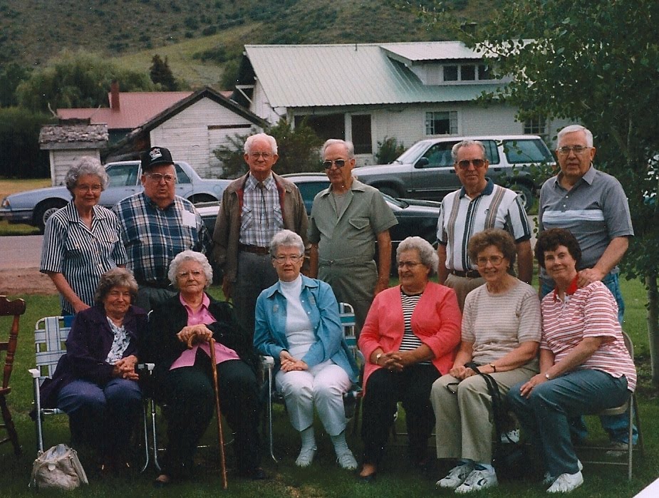 Kennington and Weber Families: Burton Store & Afton reunion