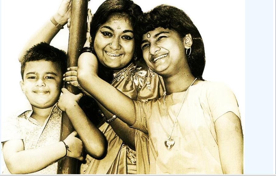 Tollywoodglitz: Rare pic of the day : Mahanati Savithri with Her Son ...