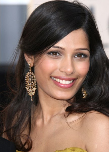Bollywood Actresses: Freida Pinto