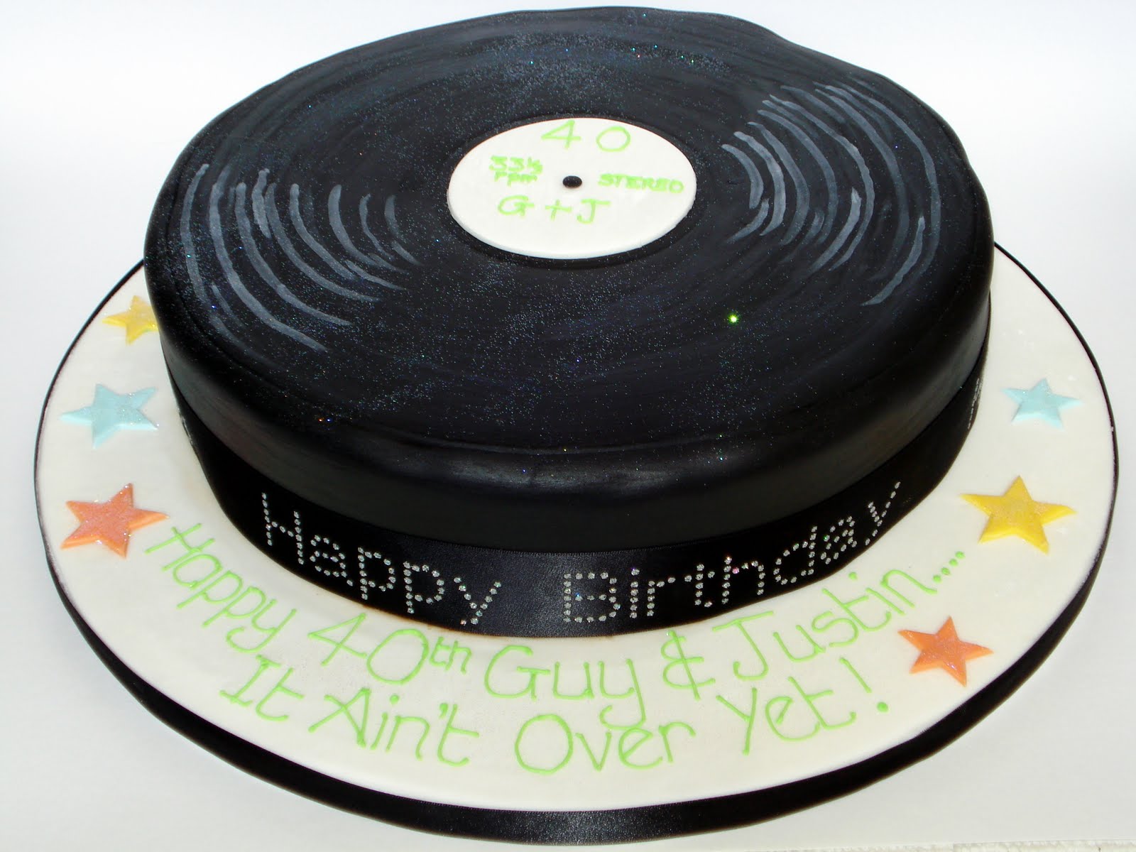 Custom Cake Design: 12 inch Record cake