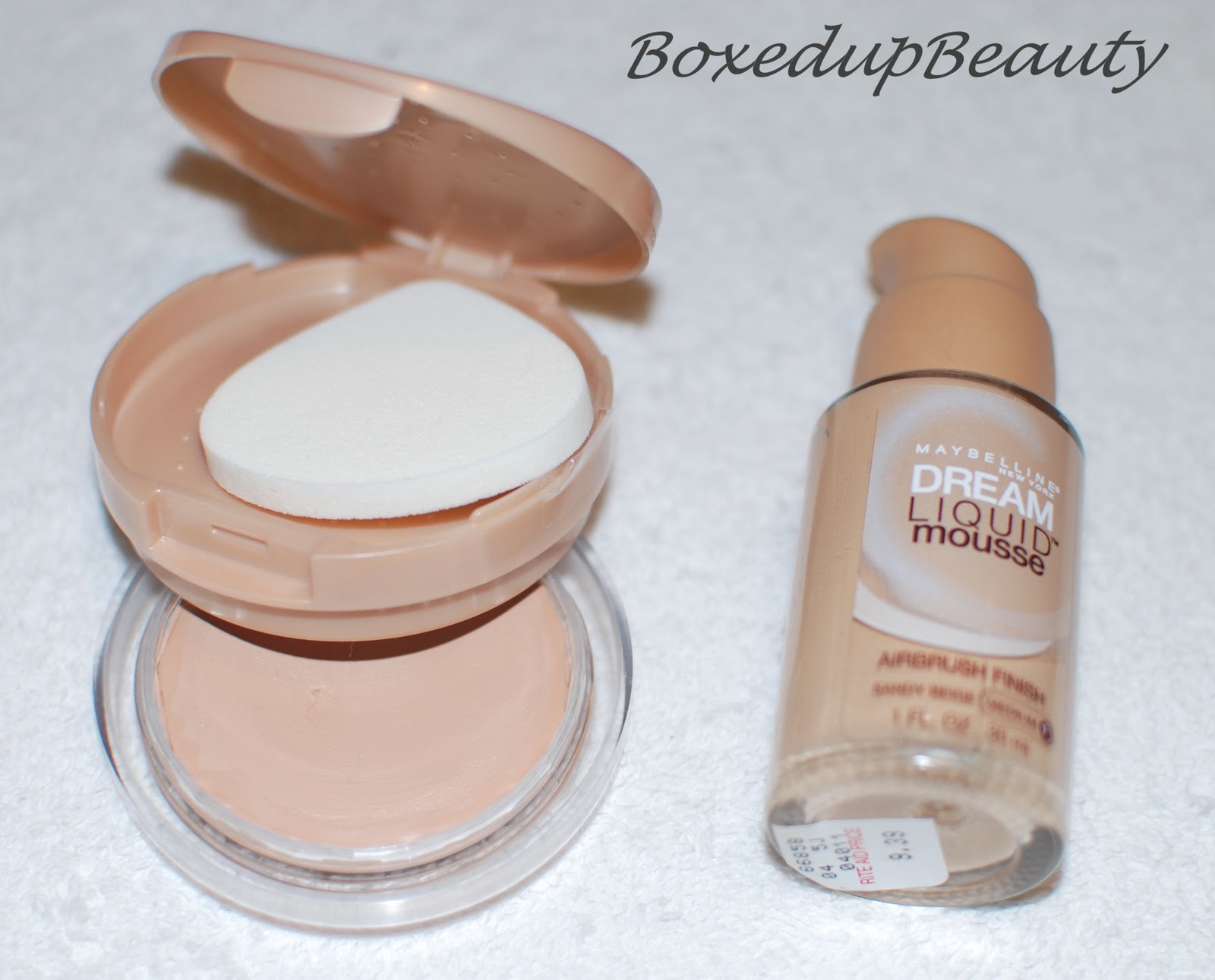 Boxed Up Beauty: Maybelline Dream Mousse foundations - a review