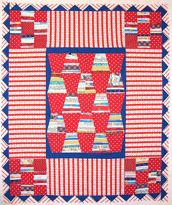 Selvage Blog: Victoria's Awesome Selvage Quilt!