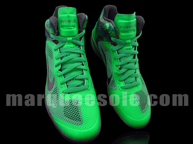 TUNES 'N THREADS: Nike Zoom Hyperfuse "Rajon Rondo"