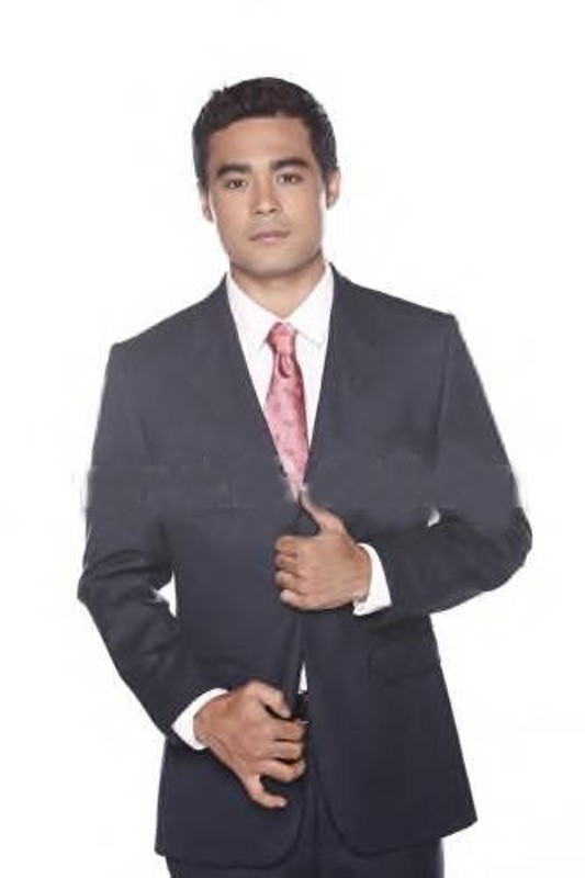 SHOWBIZ LAUGHLINES: Sid Lucero