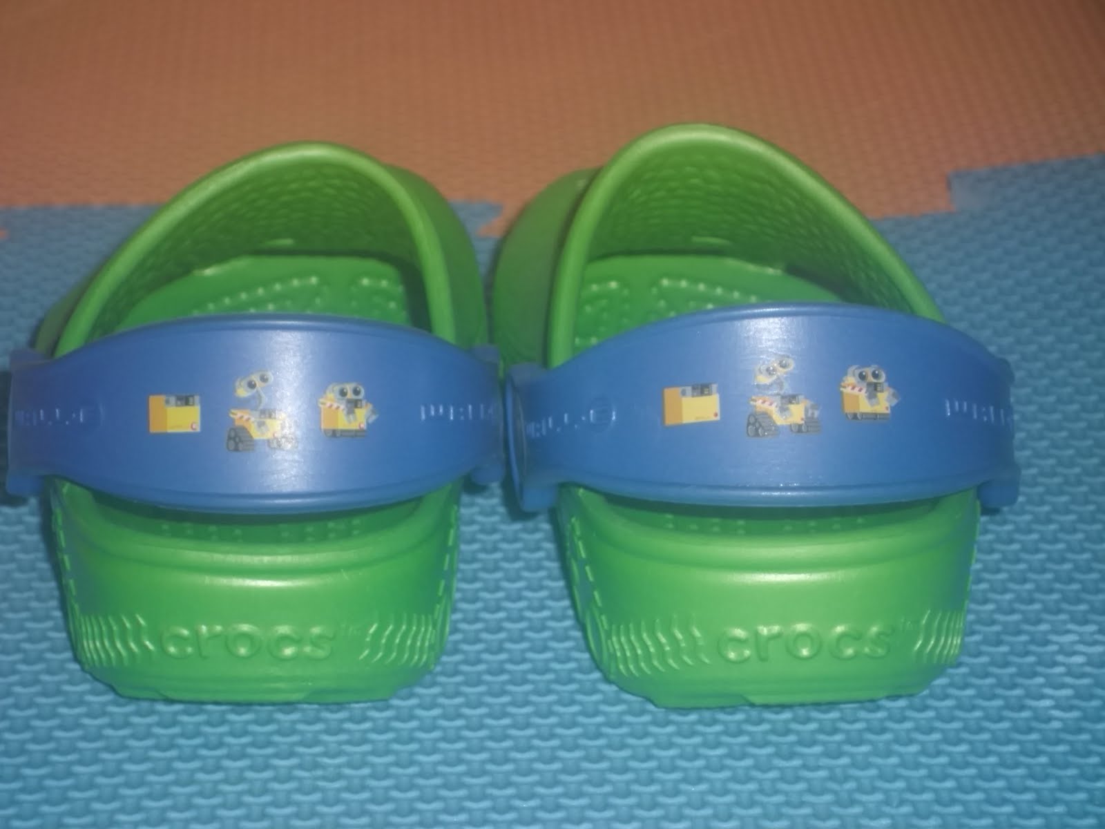 Kids' Classic Wall-E Crocs | Shopping with Kurt Alexander