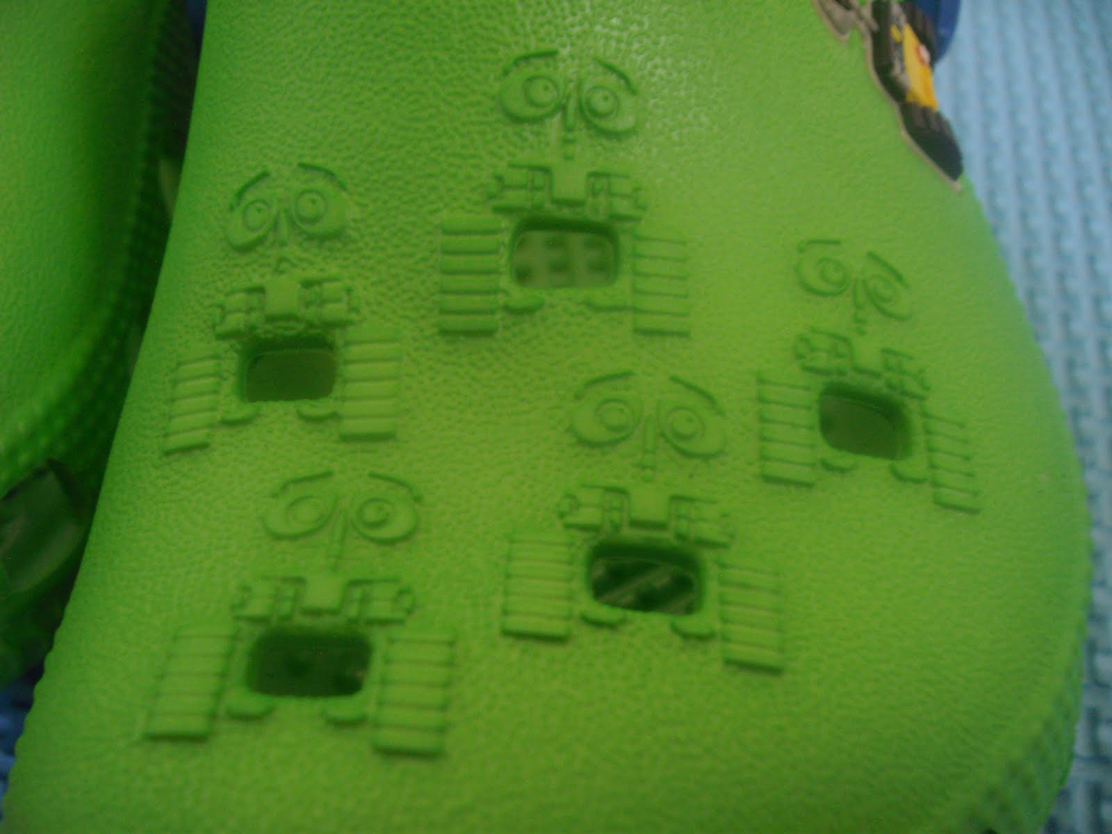 Kids' Classic Wall-E Crocs | Shopping with Kurt Alexander