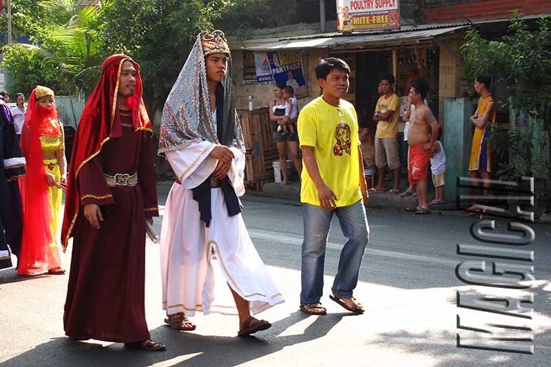 ThOuGhTs, iDeAs, oPiNiOnS, cHaTtEr: Street Senakulo