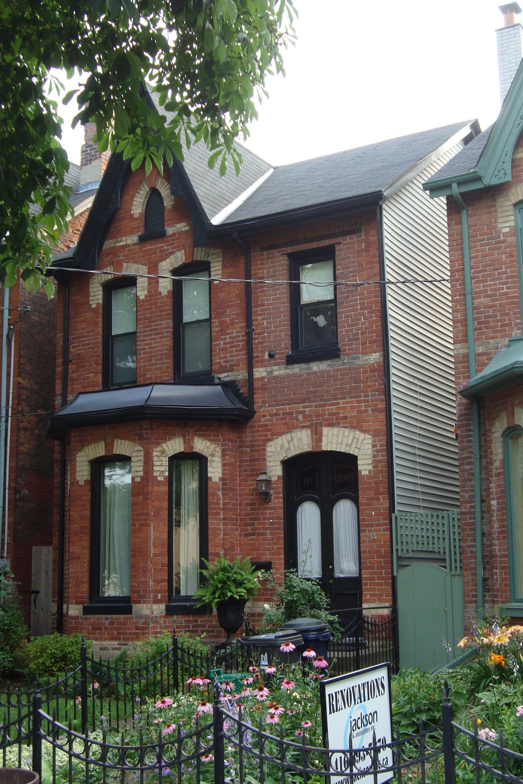 Toronto: Houses