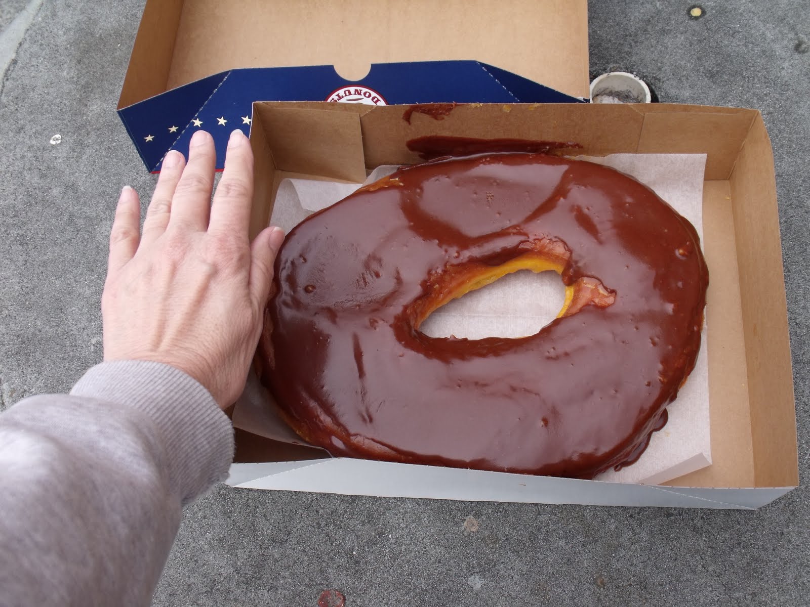 Bruce and Margie's Full Time Journey: Round Rock, Texas and THE BIG DONUT