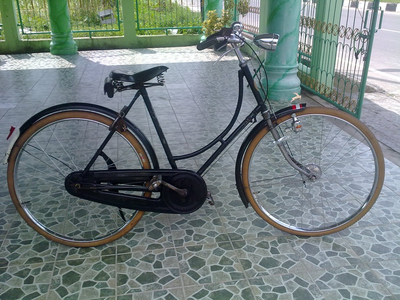 Surya Antiex Onthel Shop: Sepeda Onthel Dames