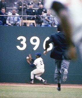 Remembering Mets History (1969) World Series Game #3- Tommie Agee Makes ...