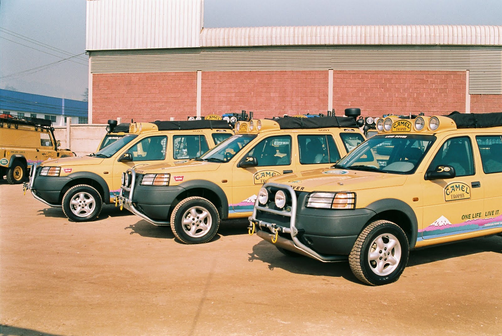 Camel Trophy Rally 1998, Chile: In the Parking Area
