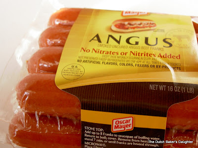 The Dutch Baker's Daughter: Cincinnati Chili Dogs