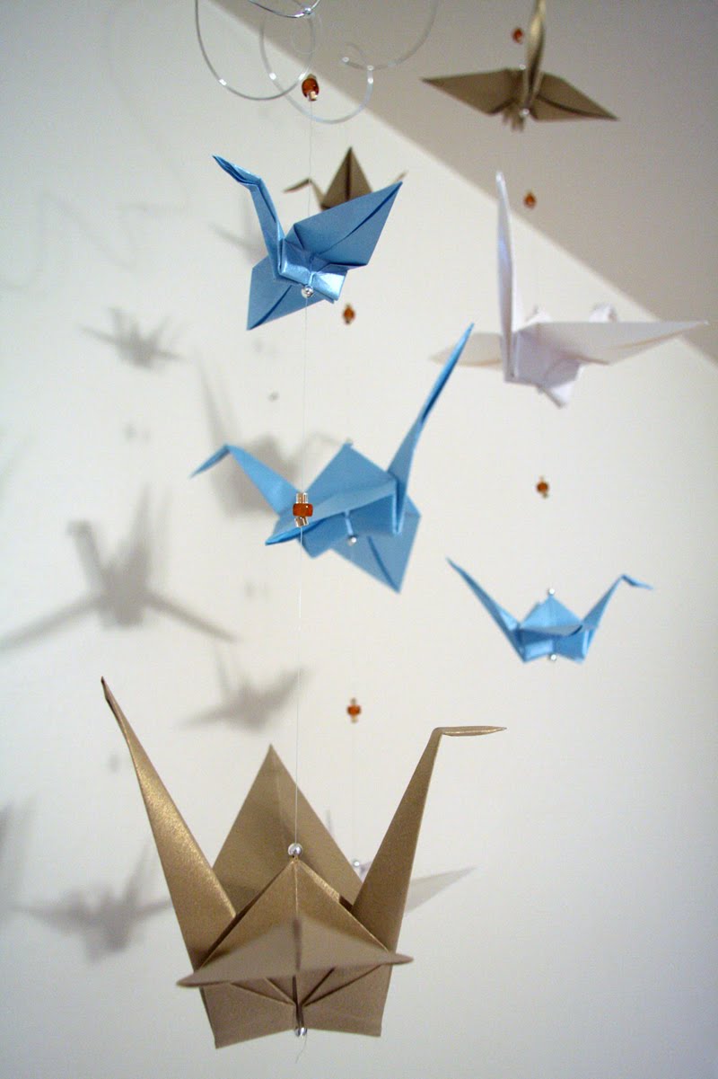 Laura Schmitt Photography: Origami Mobile