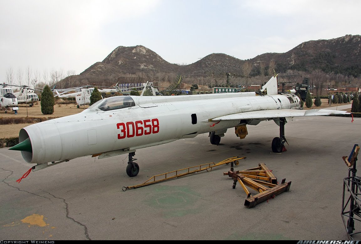 China Defense Blog: J-8I -- static display