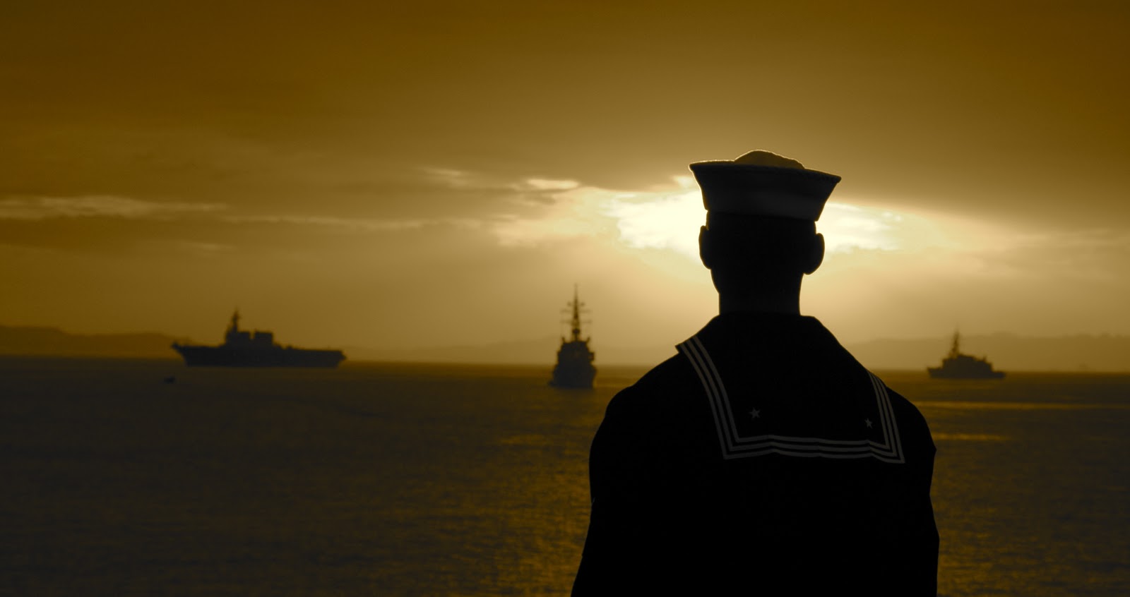 PJK PHOTOGRAPHY: A Sailor and a sunset.