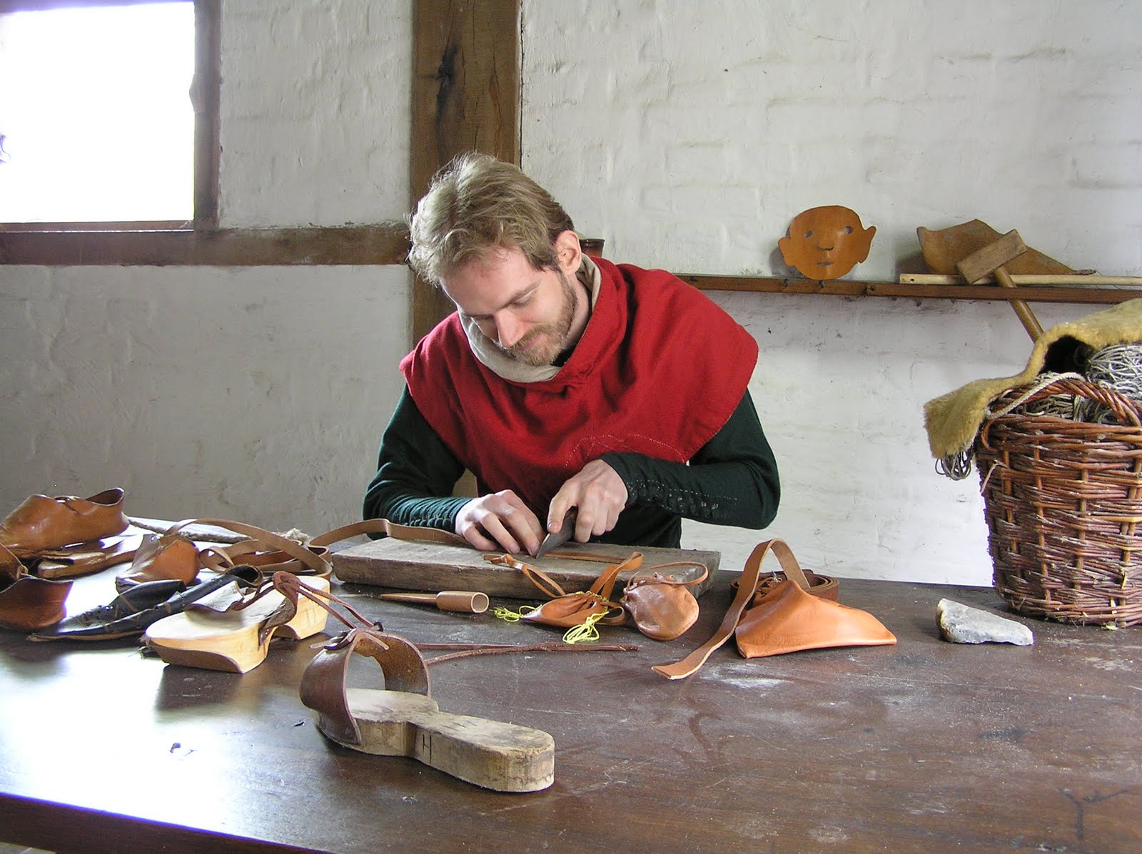 THE EVIL SHOEMAKER (and the dumb merchant?) - Deventer Burgerscap