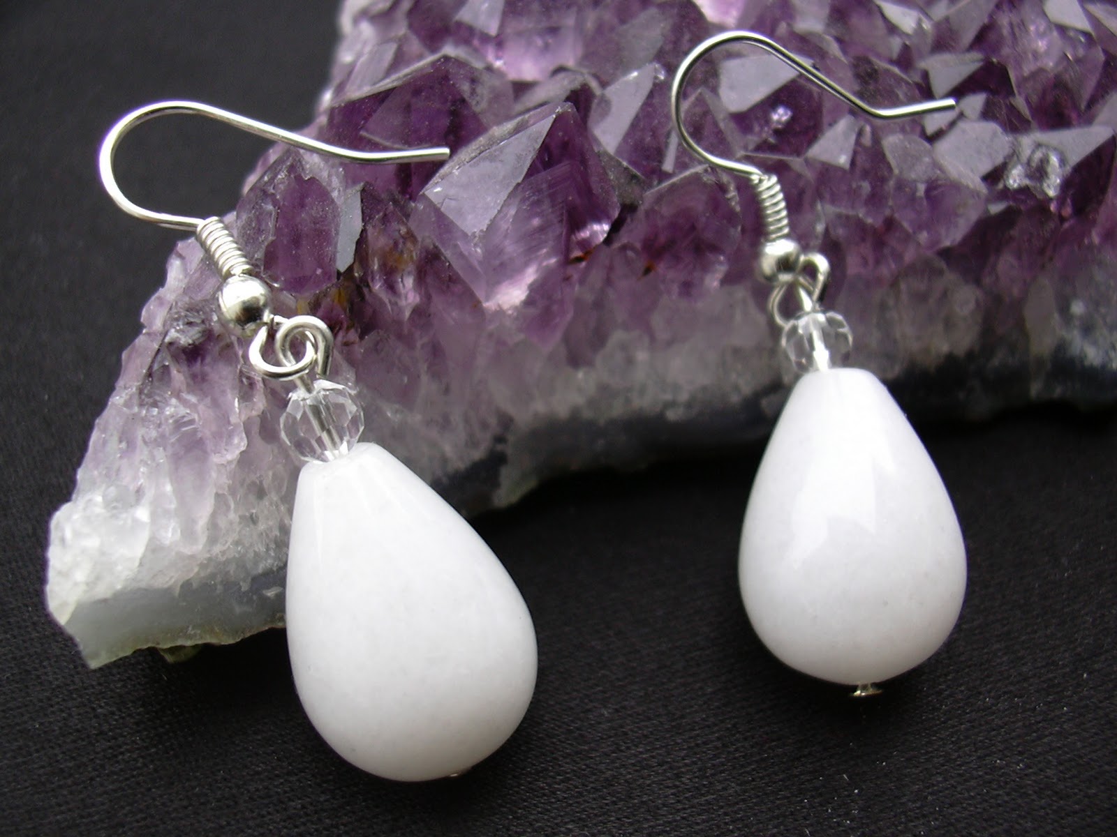 Bijuterii handmade din cristale si pietre semipretioase(ametist,jad,etc ...