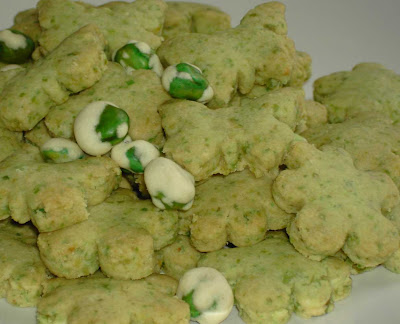 Blessed Homemaker: Green Peas Cookies