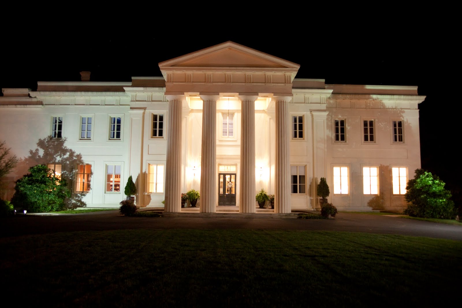 Wadsworth Mansion: Wadsworth Mansion Featured Wedding - Karin & Corrado