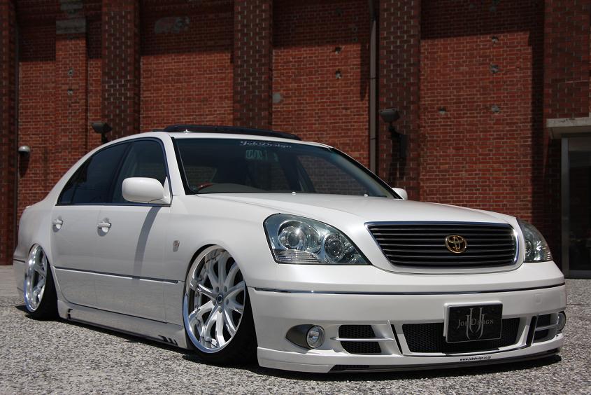 Go with SOLO: JOB Design UCF30 Celsior complete