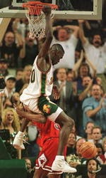 You Got Dunked On: Throwback Dunk of The Week: Shawn Kemp Dunks On ...