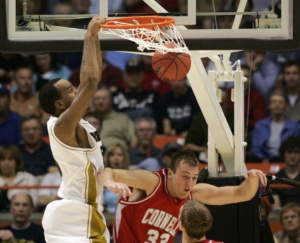 You Got Dunked On: 2009 NCAA Tournament: Missouri's Leo Lyons Dunks On ...