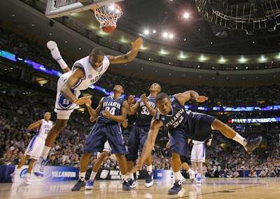 You Got Dunked On: 2009 NCAA Tournament: Duke's Elliot Williams Dunks ...