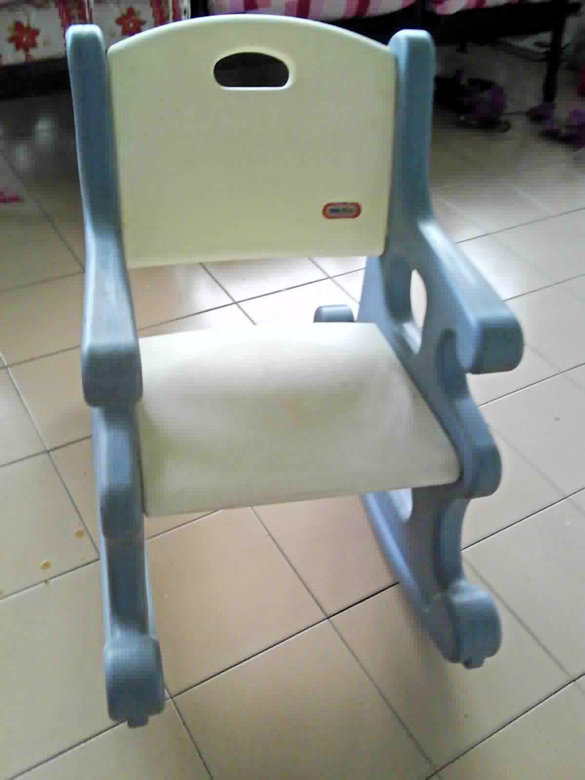 MyBundleToys: Little Tikes Rocking Chair