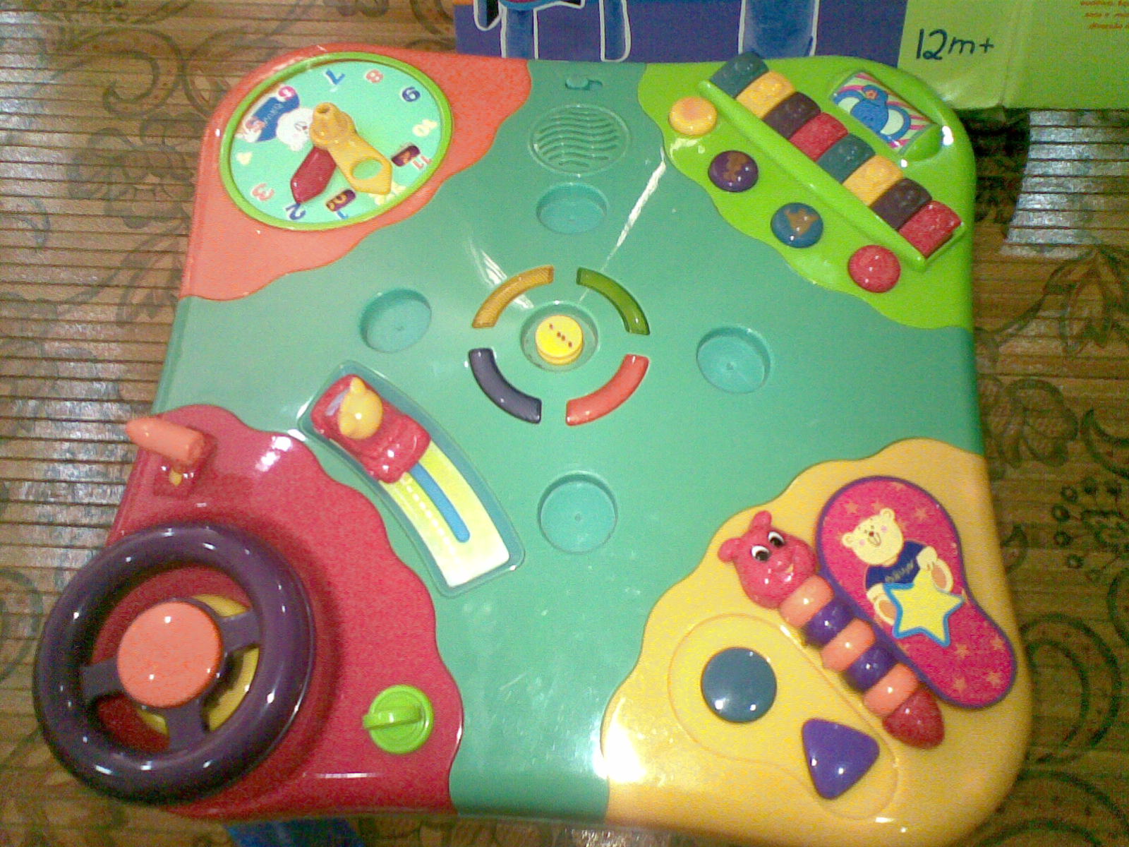 MyBundleToys: BRUIN Interactive Musical Table