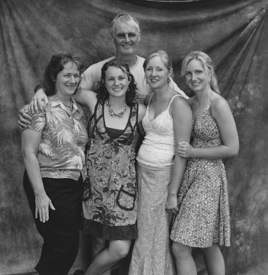 Olmstead Family Tree: Steph, Vanessa, Brinya, Eila, Brian Olmstead