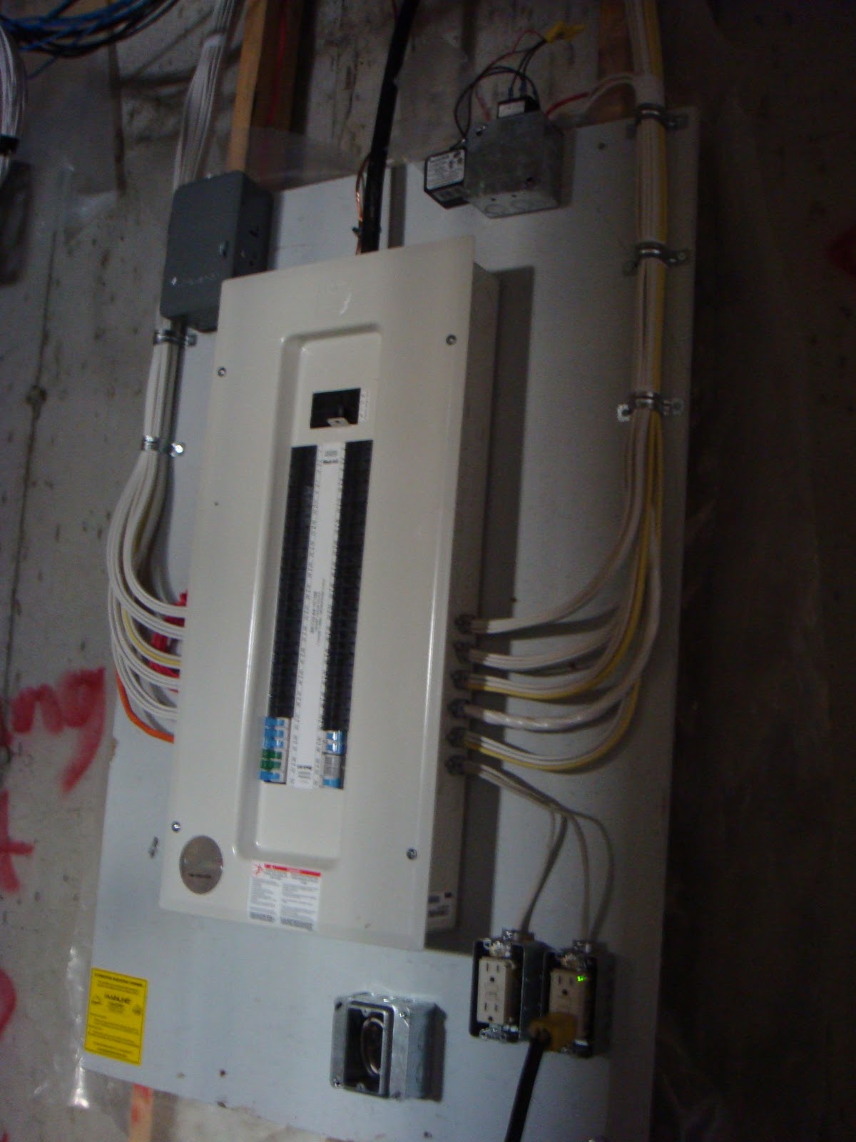 My Blog: 2011-01-13 Siding & Electrical