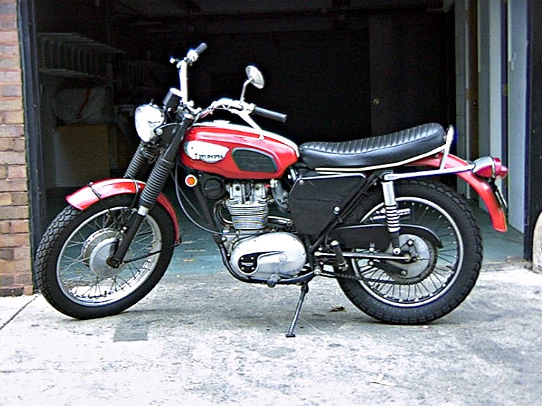 G e o r d i e B i k e r: Triumph Trophy 250cc TR25W 1971