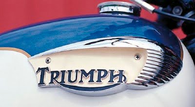 G e o r d i e B i k e r: Triumph Tank Badges