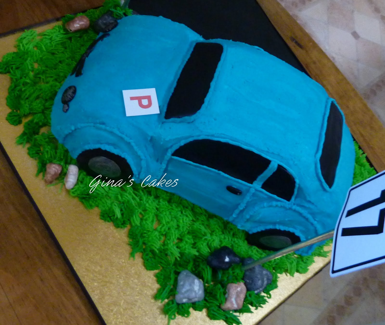 Top That!: 3D Car Cake