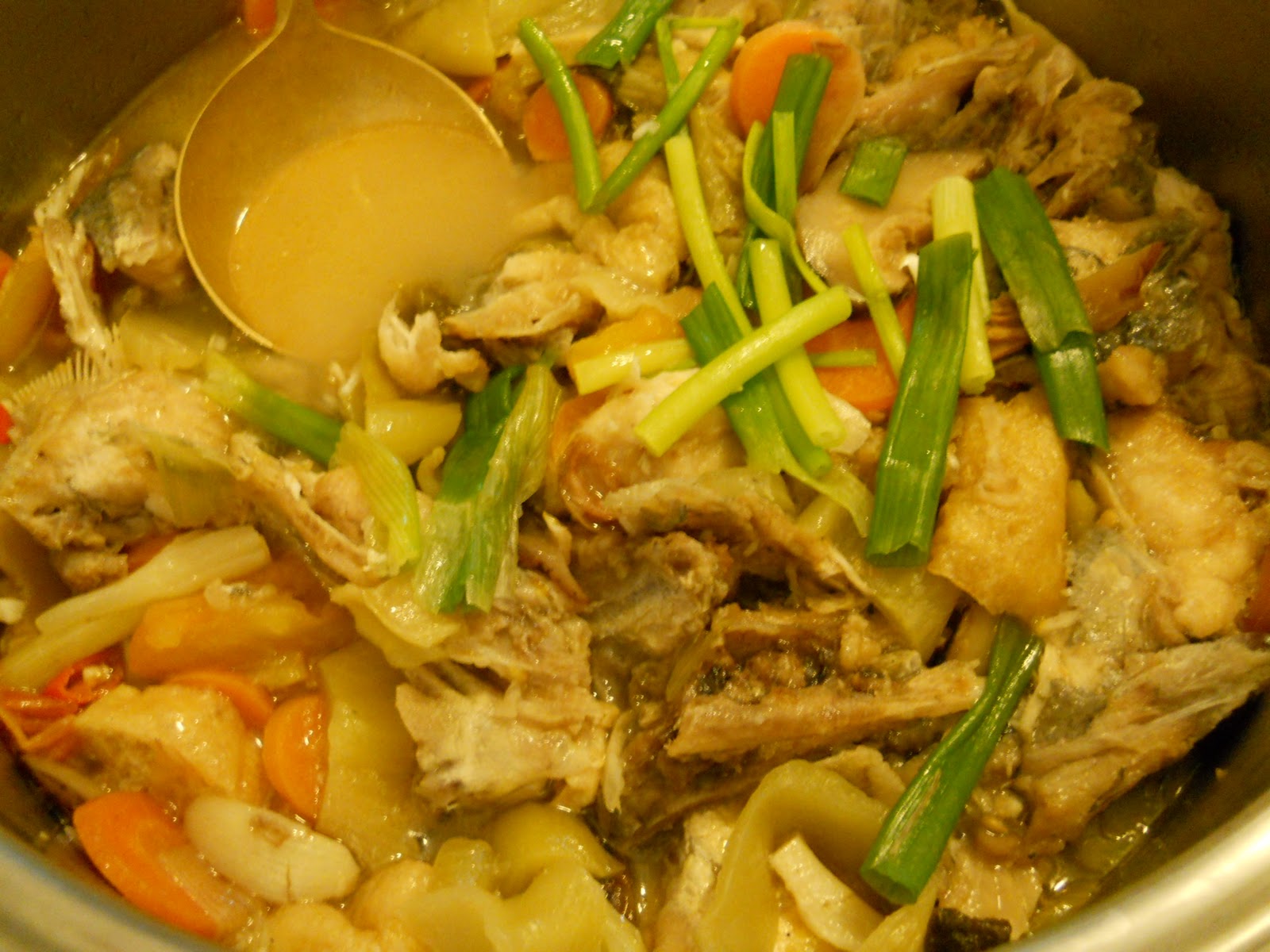 FOOD IDEAS: KIAM CHYE FISH HEAD (SALTED VEGETABLES FISH HEAD)