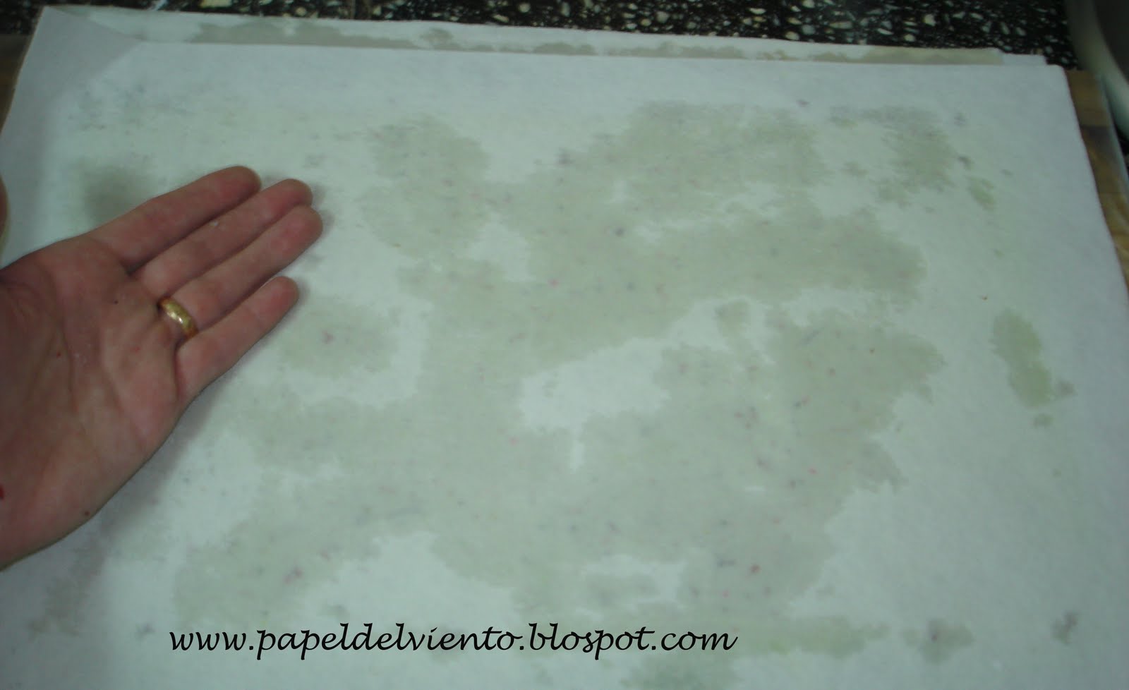 Papel Artesanal y algo mas...: ¿Cómo elaborar papel artesanal?